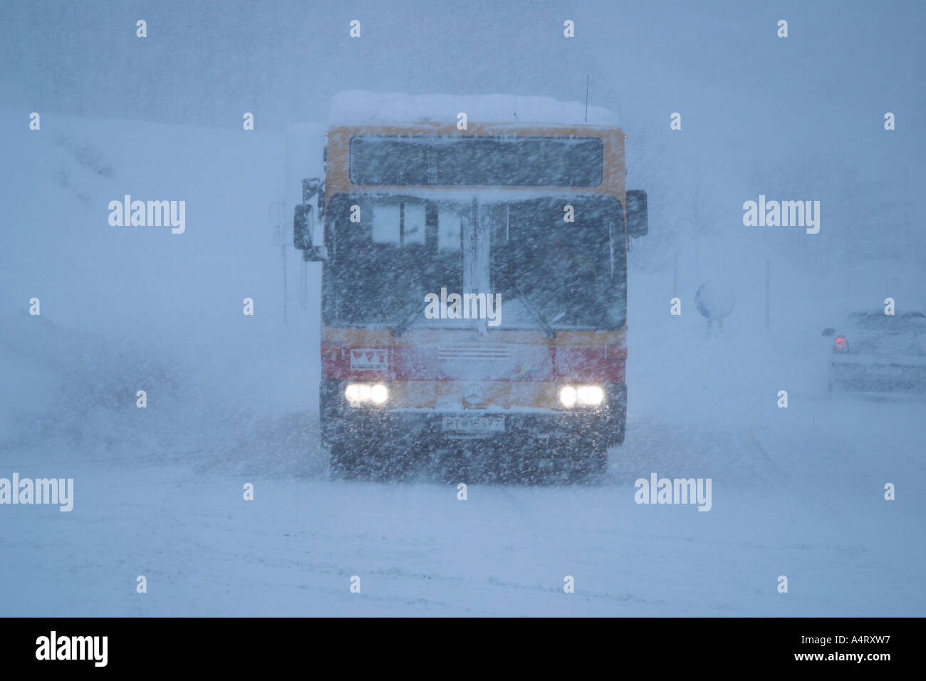 Skid bus hi-res stock photography and images - Alamy
