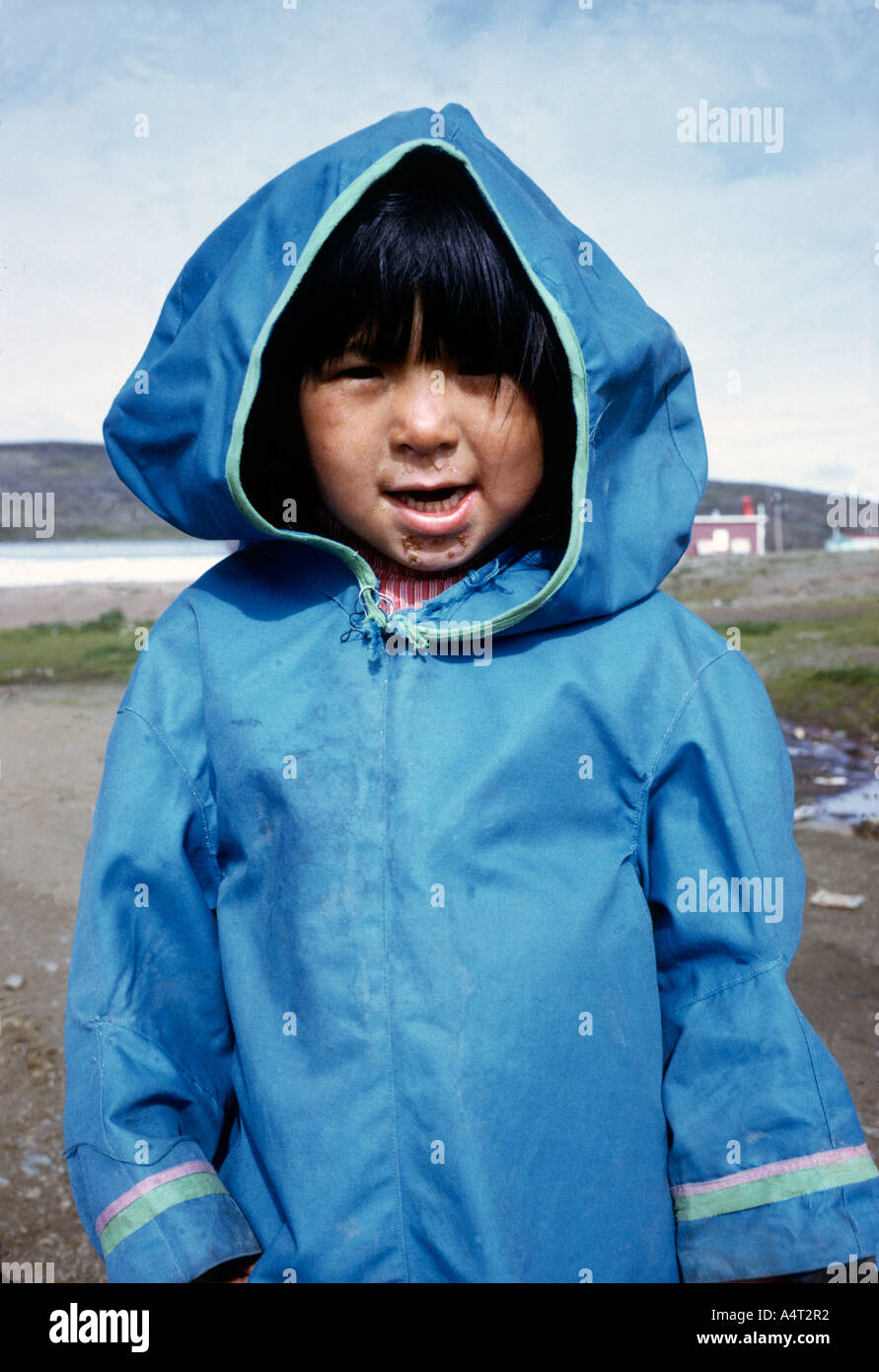 Portrait of inuit girl canada hi-res stock photography and images - Alamy