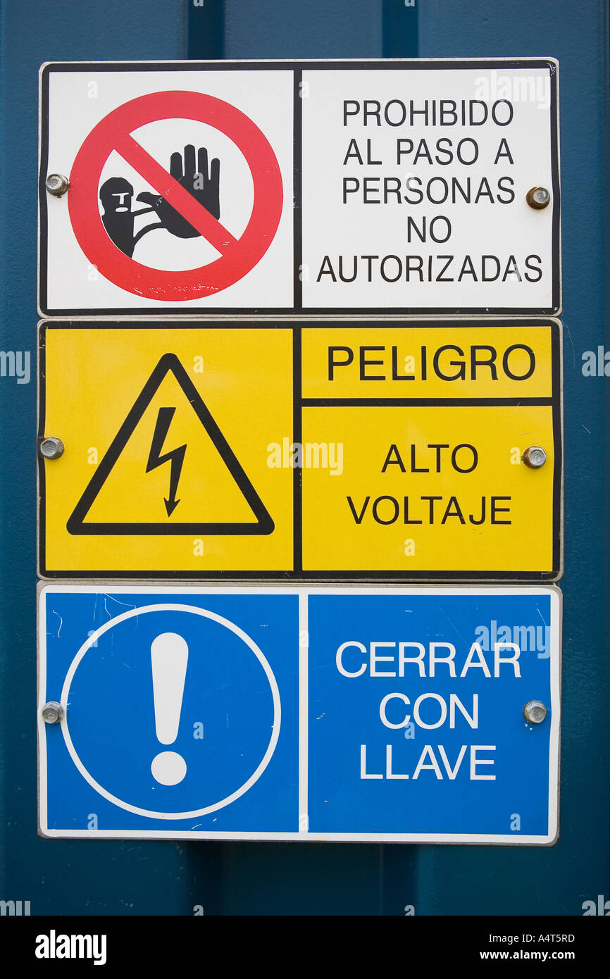 Information sign board in Spanish Stock Photo - Alamy