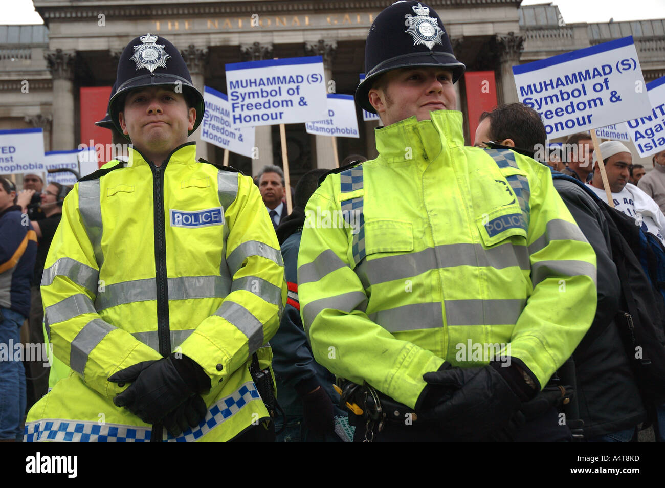 Two peace officers hi-res stock photography and images - Alamy