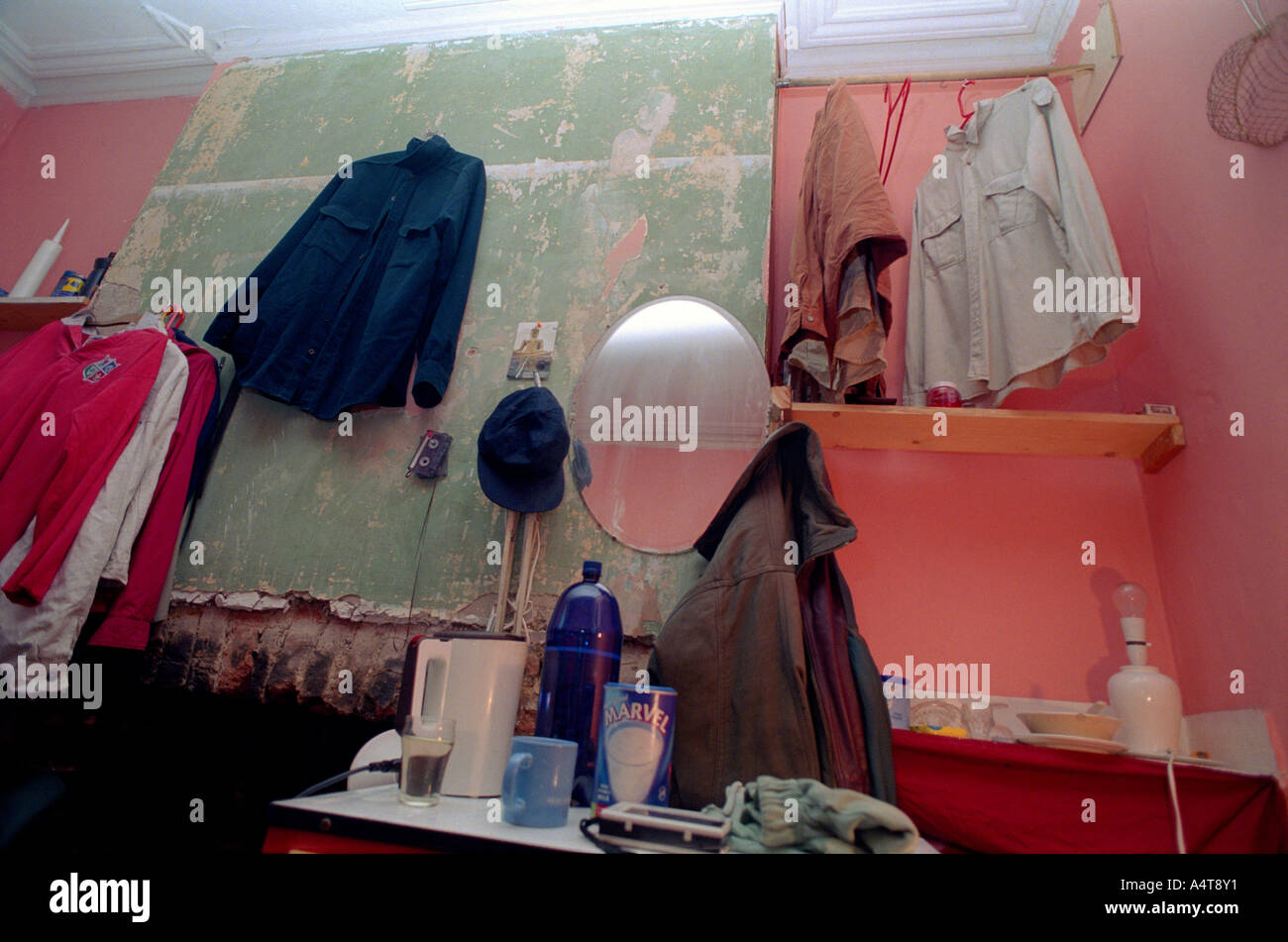 London poverty slum hi-res stock photography and images - Alamy