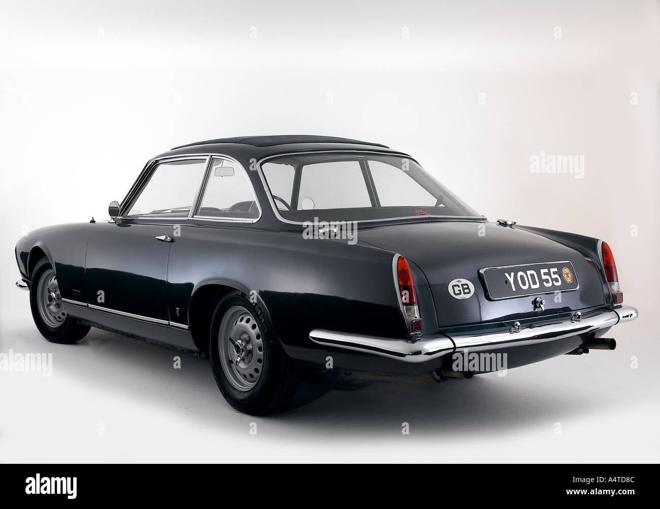 Gordon keeble car hi-res stock photography and images - Alamy