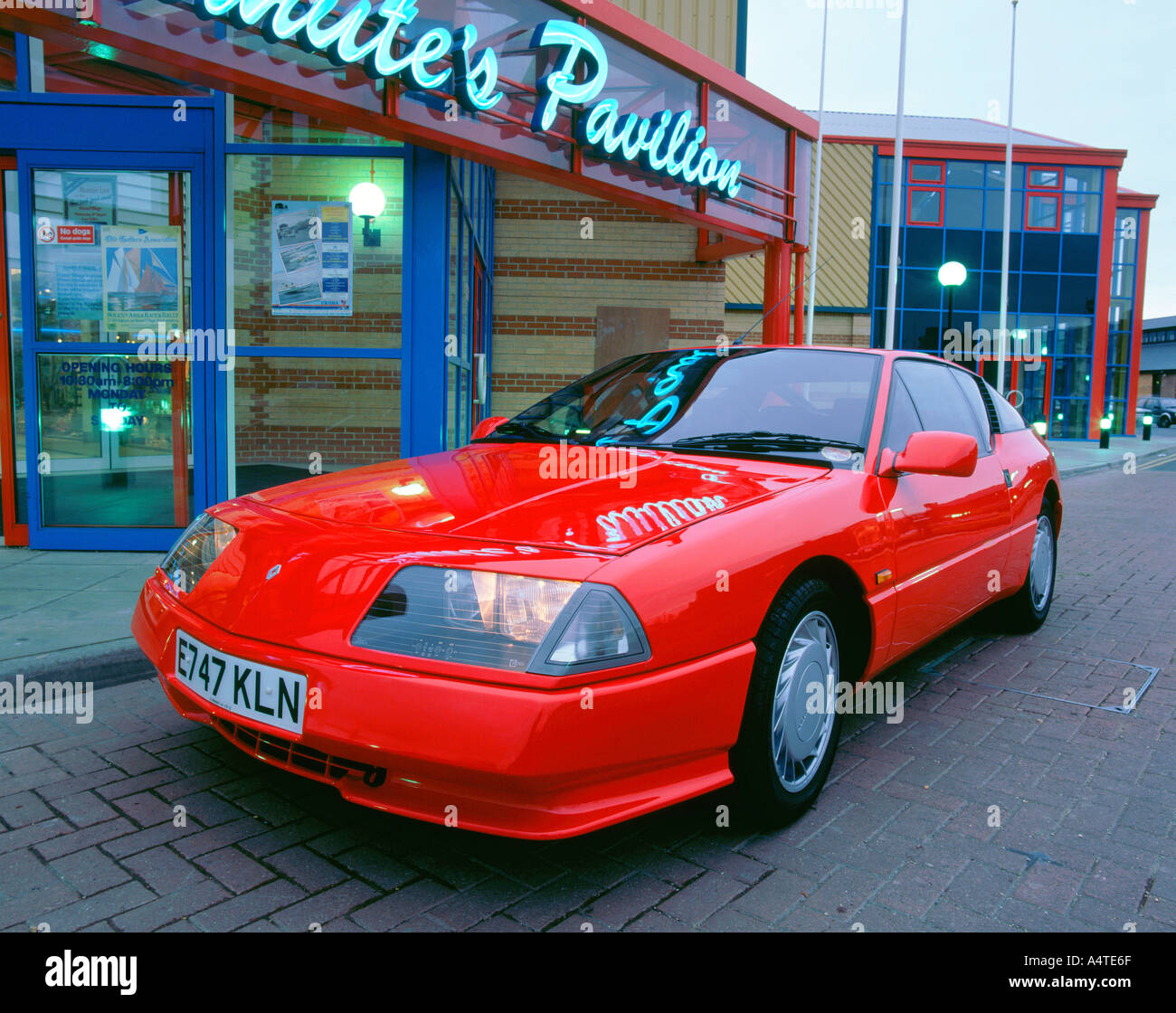 1988 Renault GTA V6 Turbo Stock Photo - Alamy