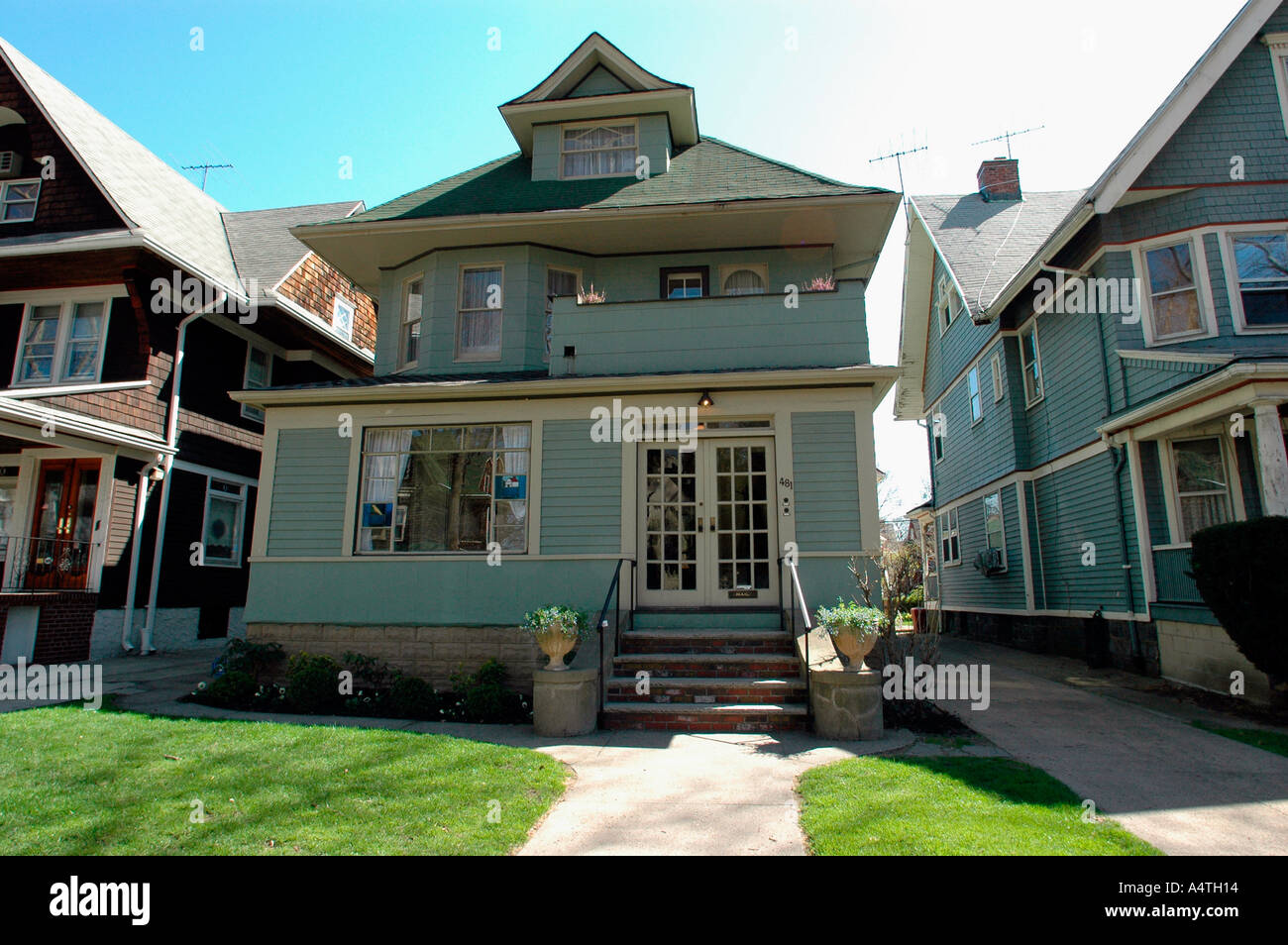 Ditmas hi-res stock photography and images - Alamy