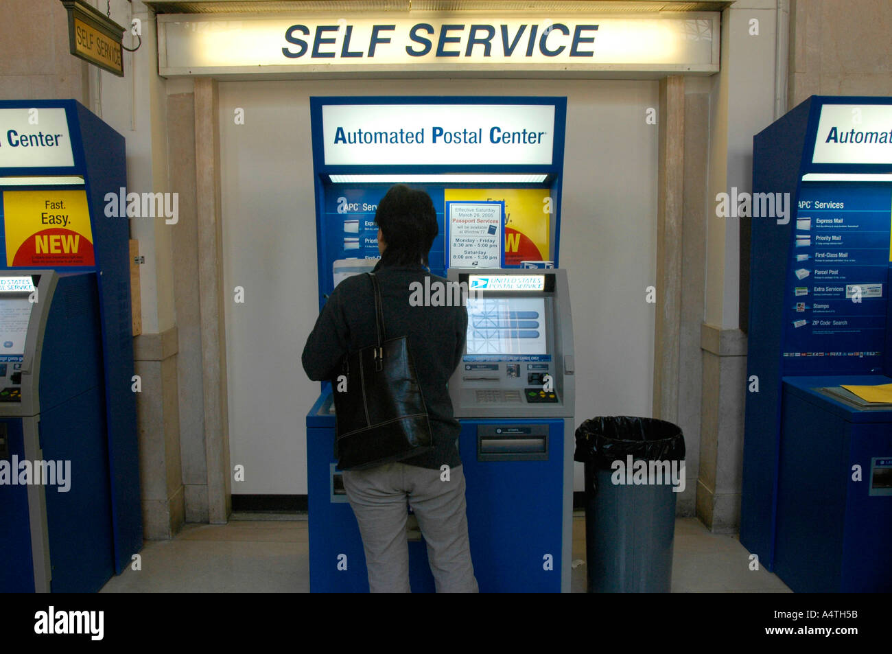 Mail post postage usa 15 hi-res stock photography and images - Alamy