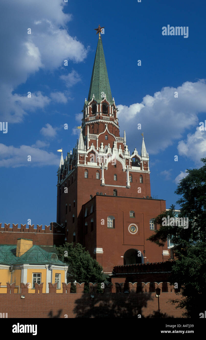 Trinity gate tower kremlin russia hi-res stock photography and images ...