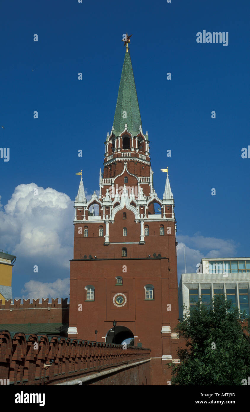 Trinity gate tower kremlin russia hi-res stock photography and images ...