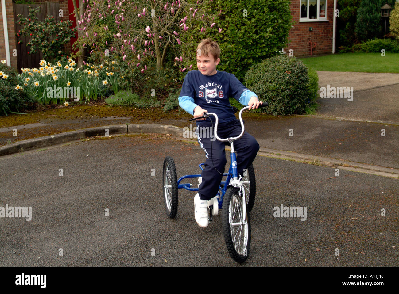 Muscular dystrophy child hi-res stock photography and images - Alamy