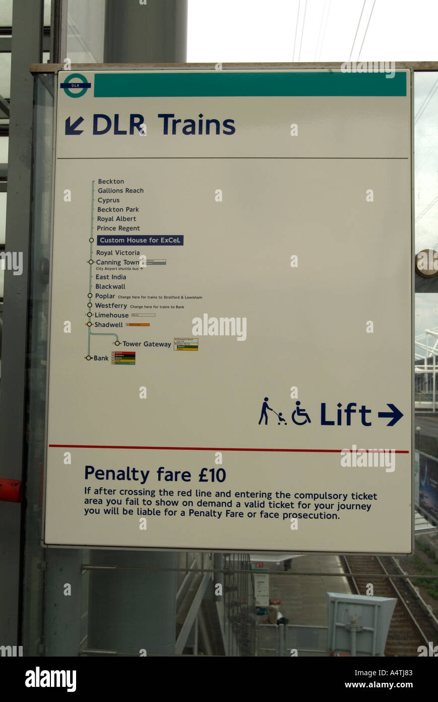 Dlr stations hi-res stock photography and images - Alamy