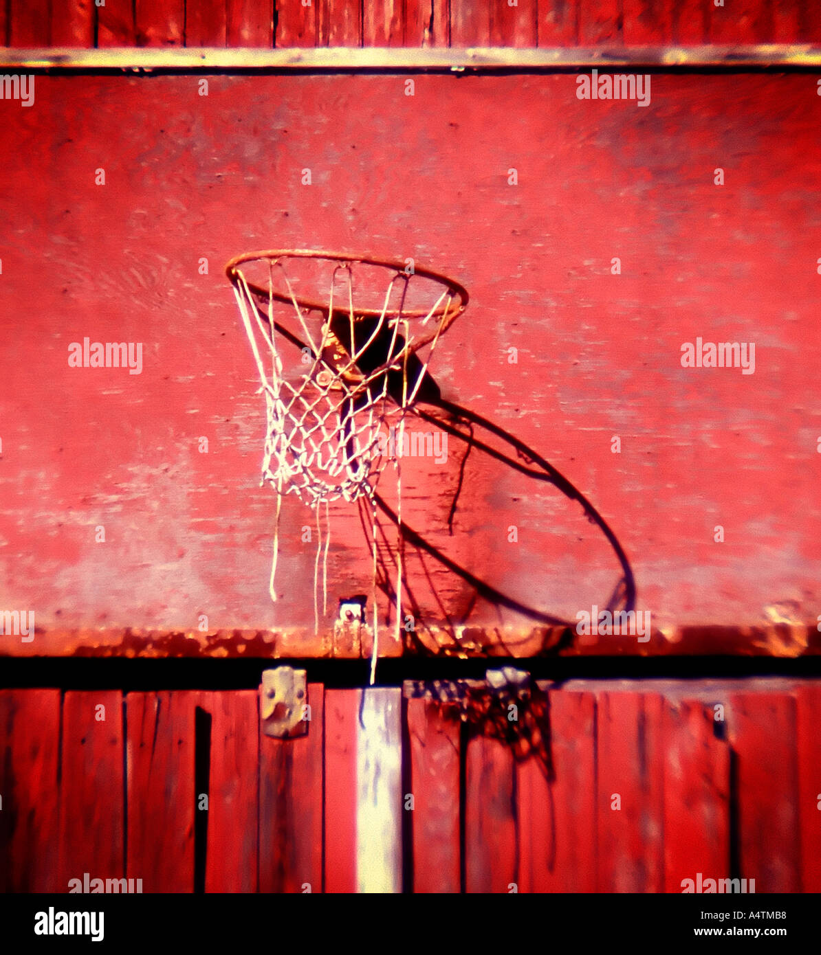 Barn basketball hoop hi-res stock photography and images - Alamy