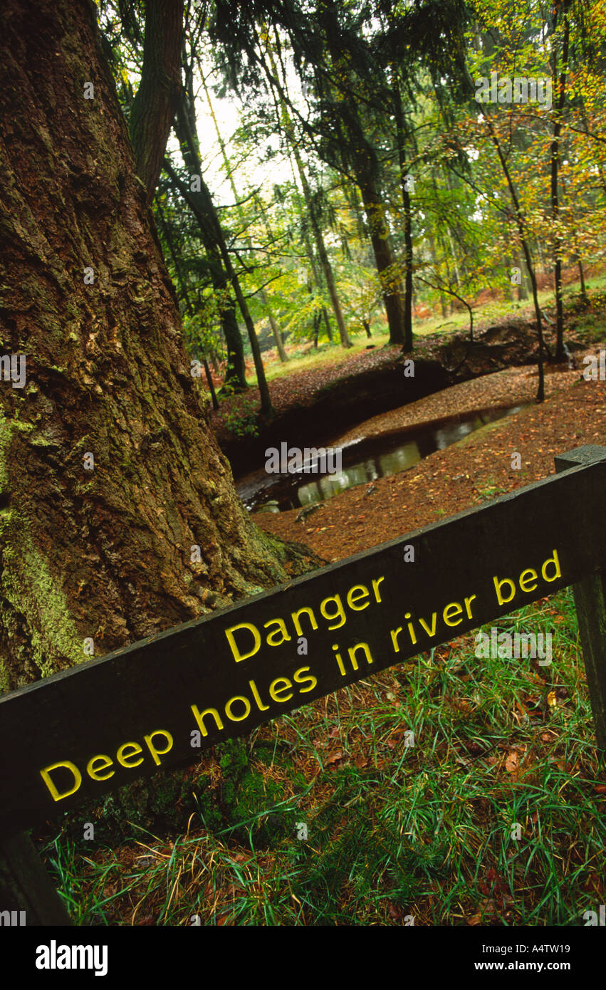 Forest forestry commission warning sign hi-res stock photography and ...