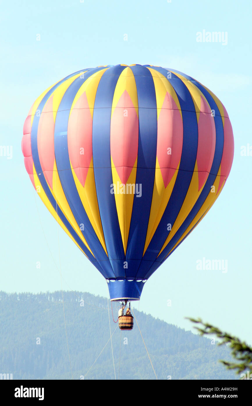 Hot air ballon hi-res stock photography and images - Alamy