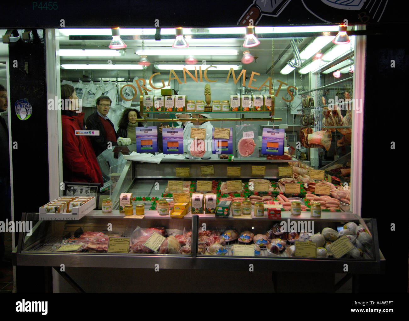 Butchers Shop in Oxford's Covered Market Stock Photo - Alamy