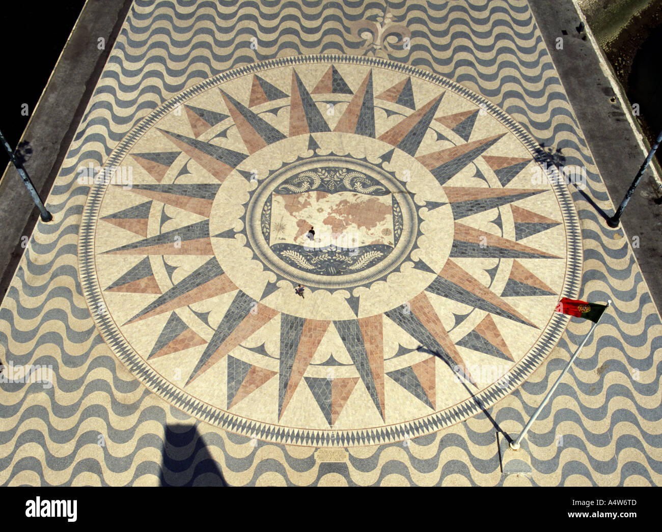 Pavement compass monument discoveries lisbon hi-res stock photography ...