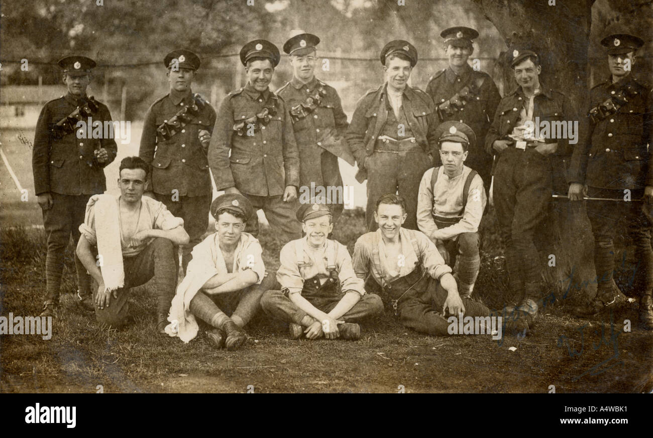 First world war uniforms hi-res stock photography and images - Alamy