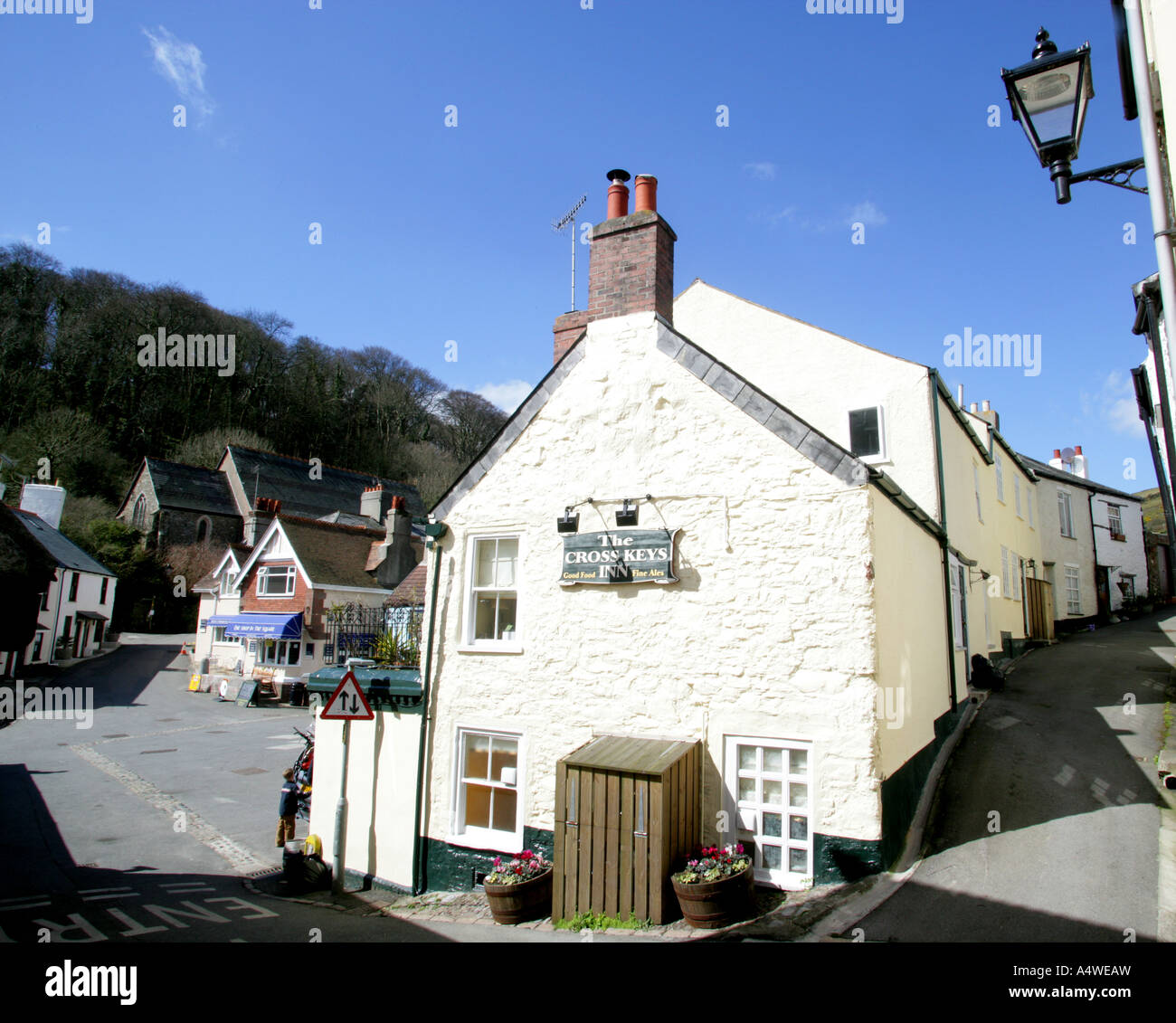 THE PICTURESQUE VILLAGE OF CAWSAND ON THE CORNISH COASTLINE ENGLAND UK ...