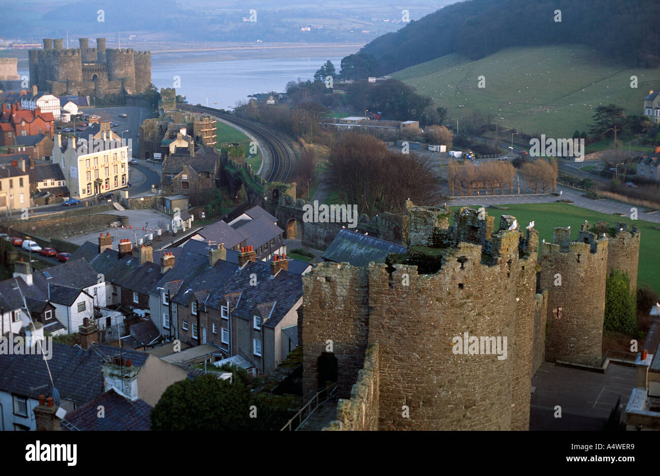 Conway castle wales hi-res stock photography and images - Alamy