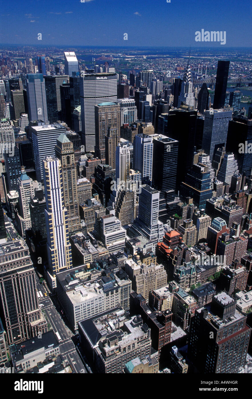 view from Midtown Manhattan to Uptown Manhattan, view from Empire State ...