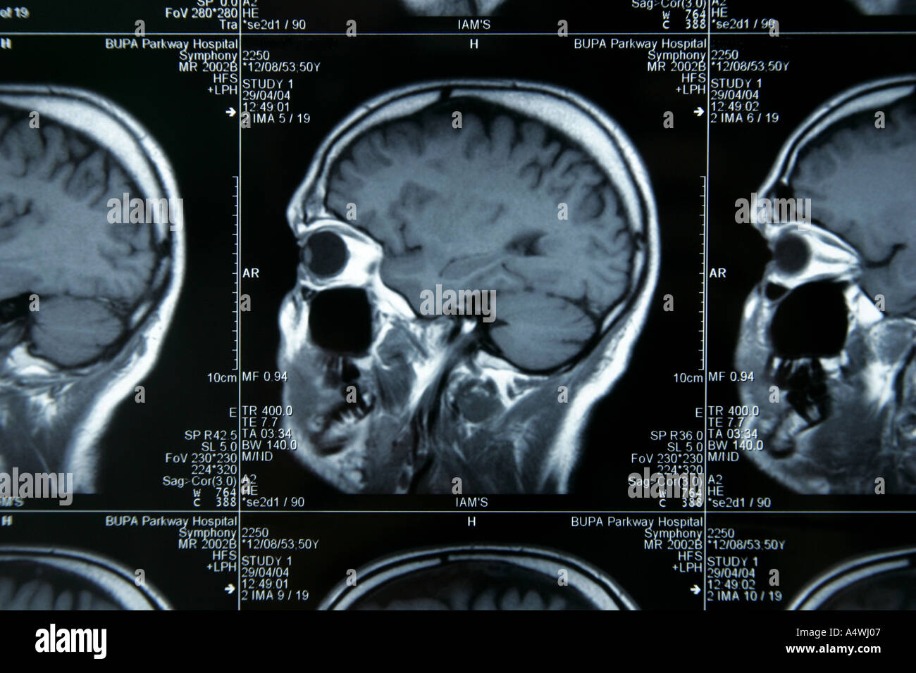 Complementary services hi-res stock photography and images - Alamy