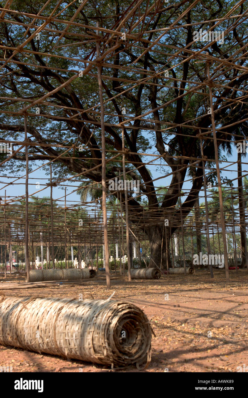 Under the mat hi-res stock photography and images - Alamy