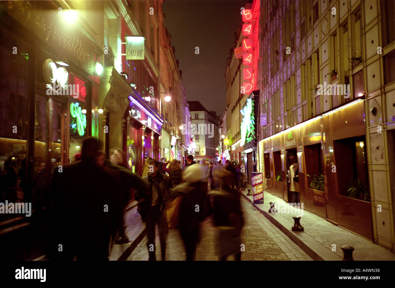 Paris Street in the 11th Arrondissement, France Stock Photo - Alamy