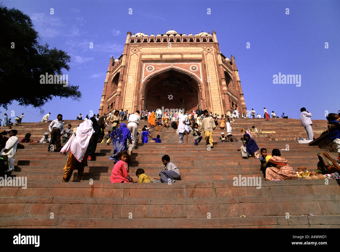 The Buland Gate entrance to the great mosque at Fatehpur Sikri near ...