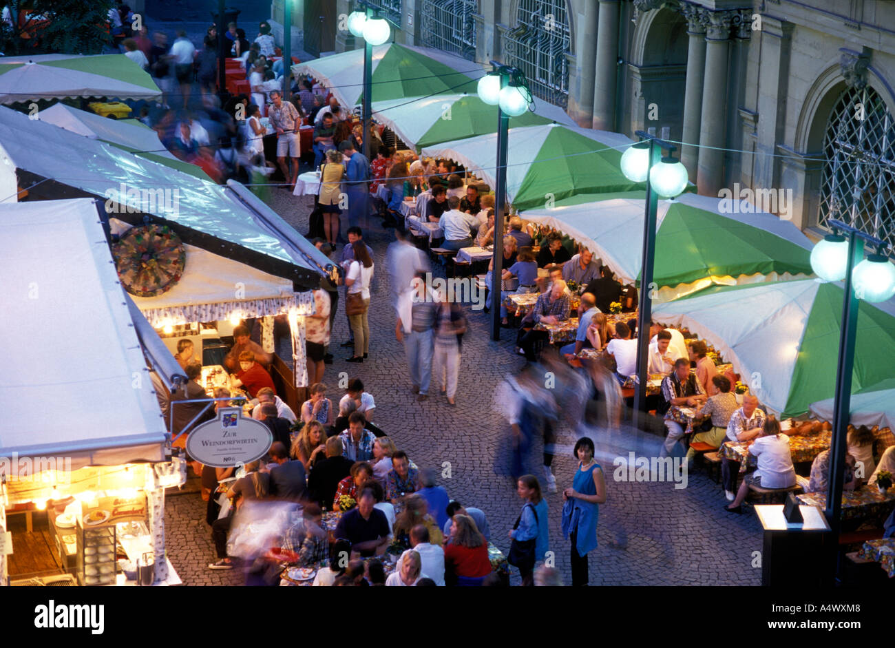 Weinfest party hi-res stock photography and images - Alamy