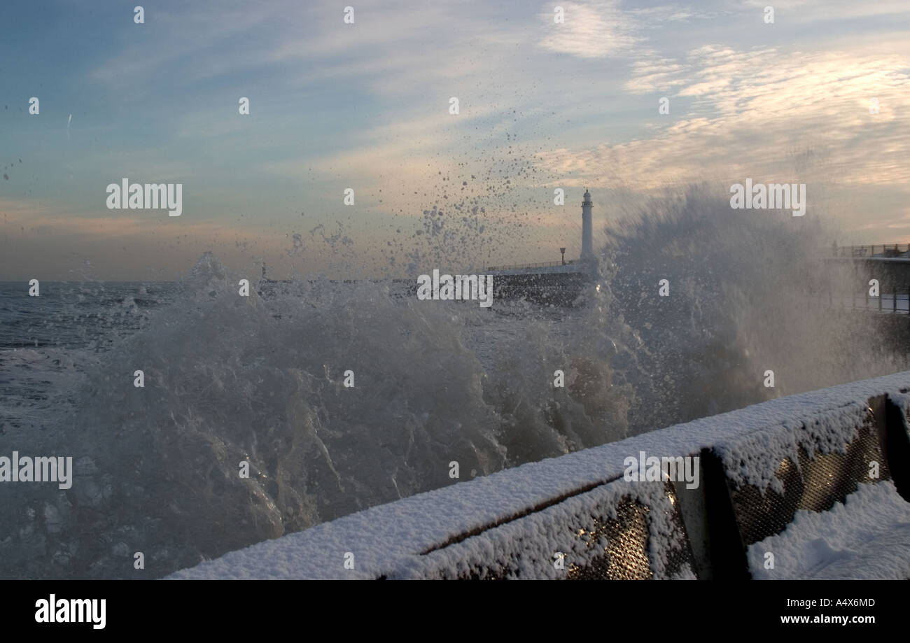 Seaburn lighthouse promenade seaburn sunderland hi-res stock ...