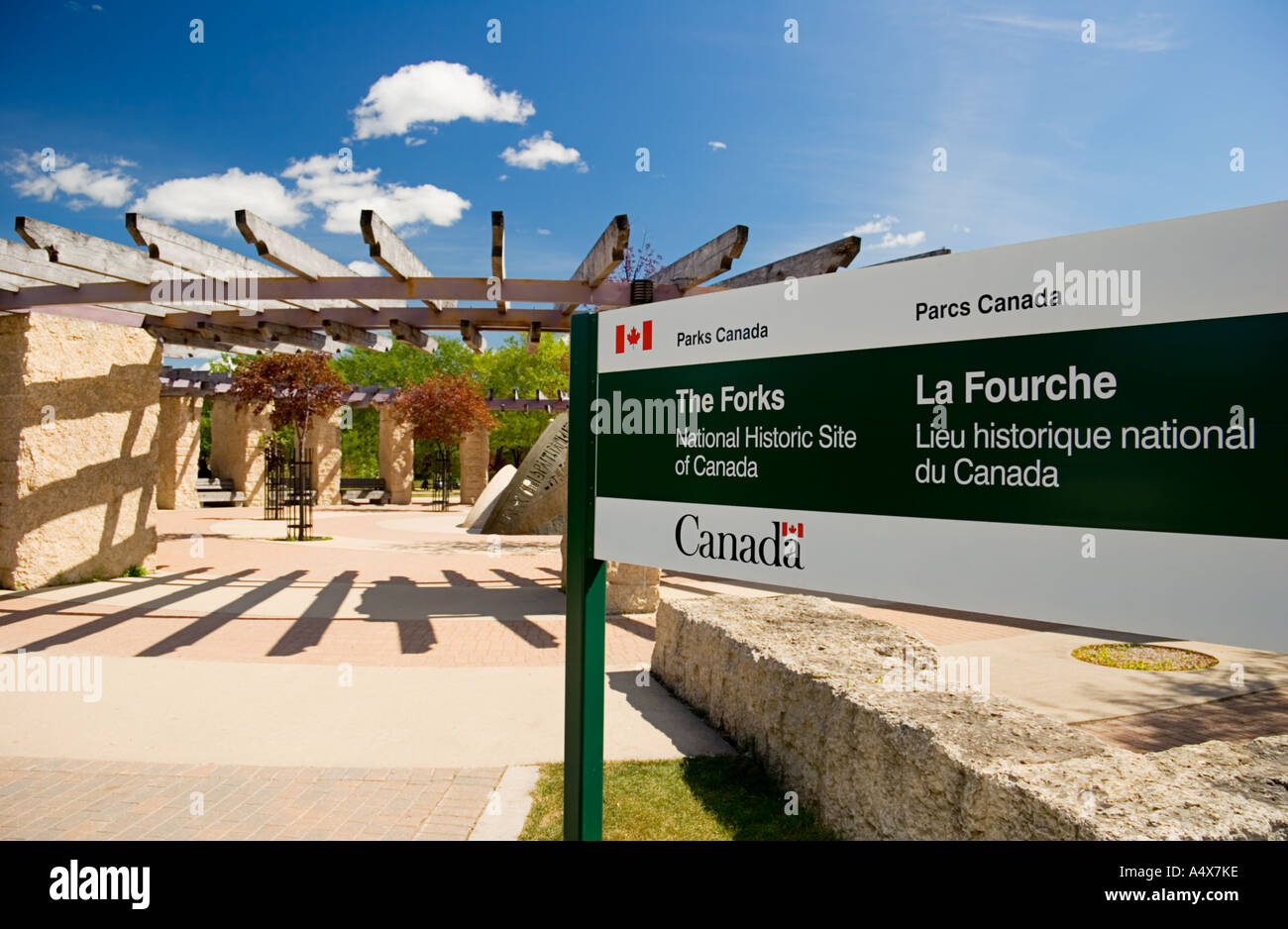 Winnipeg landmarks hi-res stock photography and images - Alamy