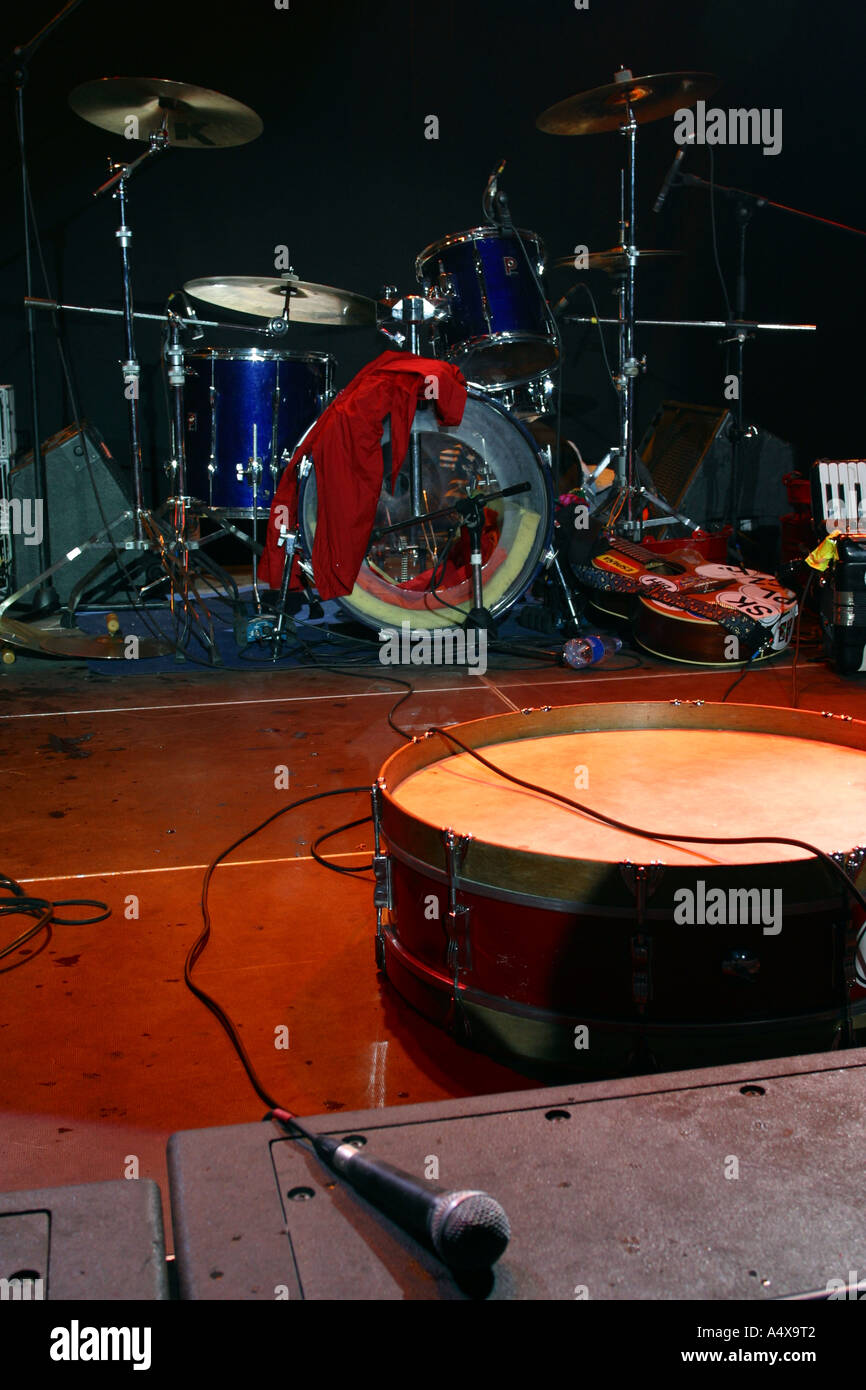 Music equipment on stage Stock Photo - Alamy