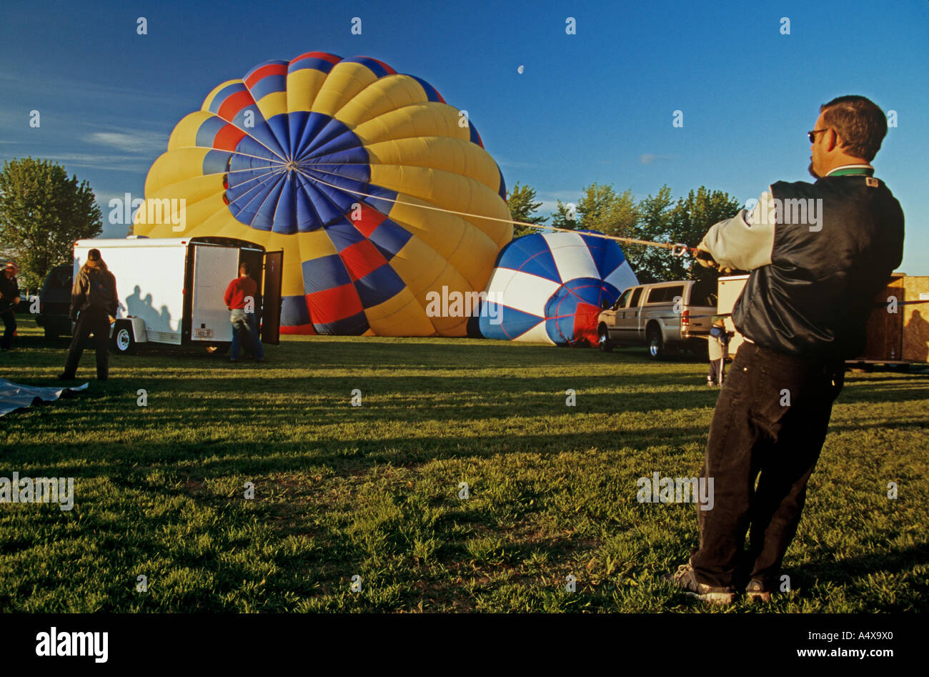 Balloon crew hi-res stock photography and images - Alamy