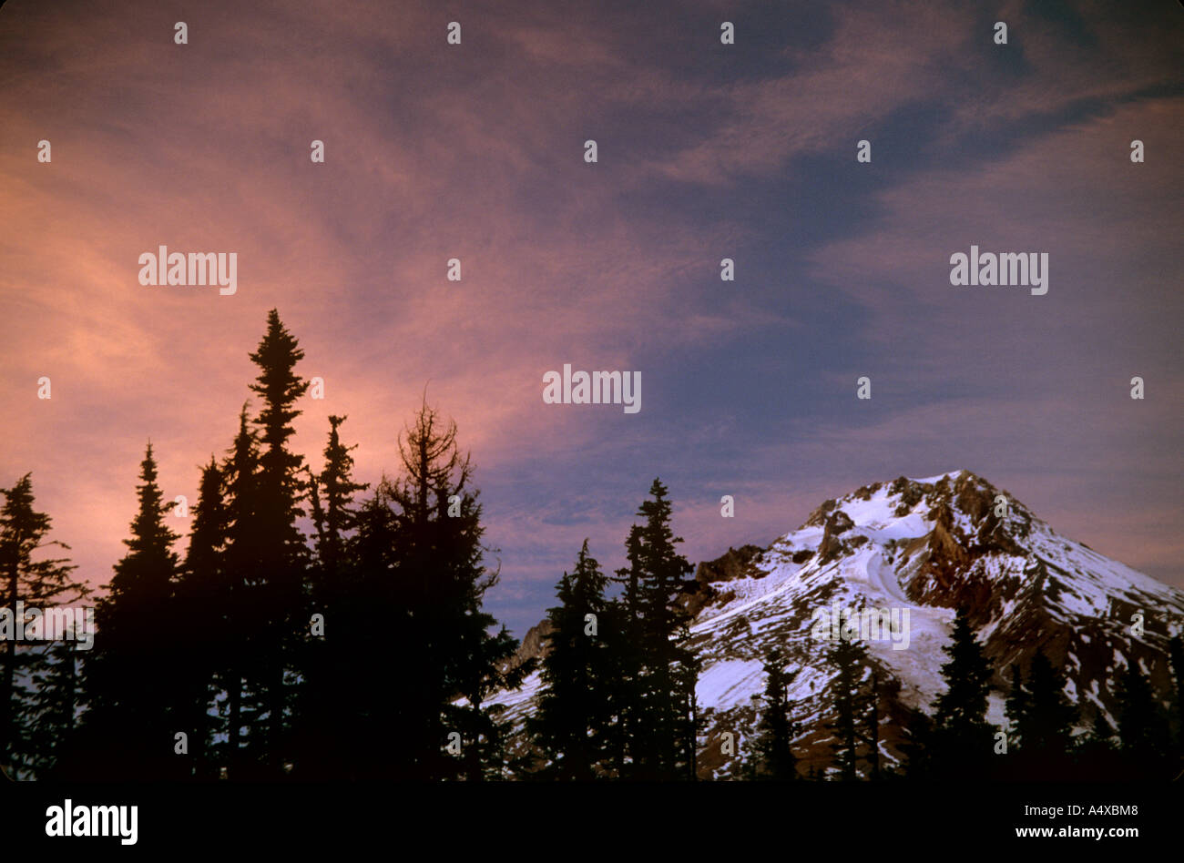 Tallest mountain oregon hi-res stock photography and images - Alamy