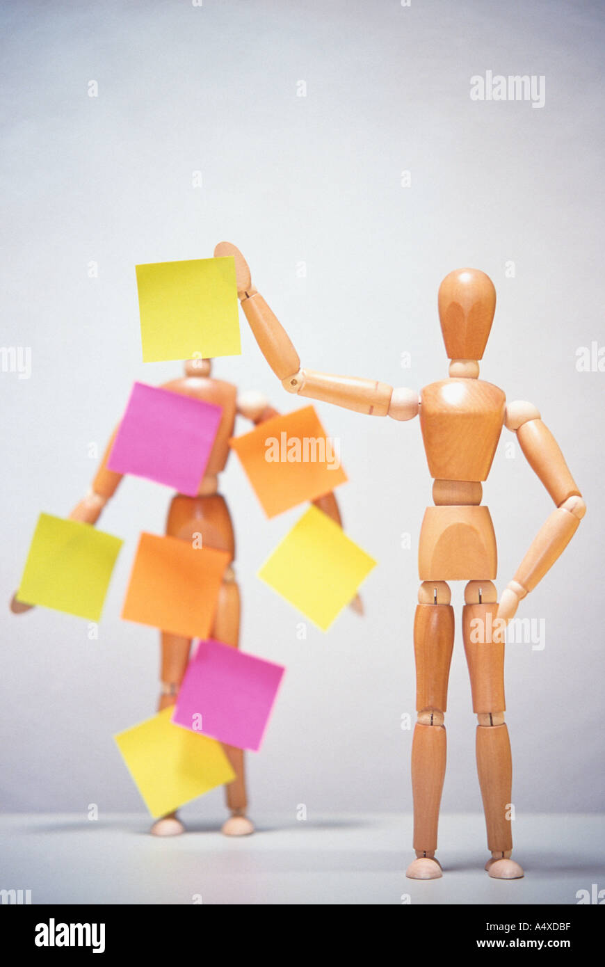 Mannequin with post it sticky note on body Stock Photo - Alamy