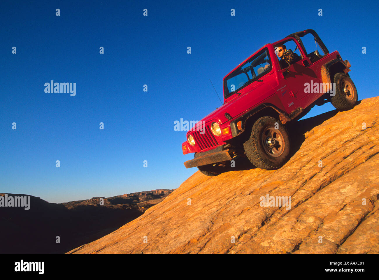 Red jeep hi-res stock photography and images - Alamy