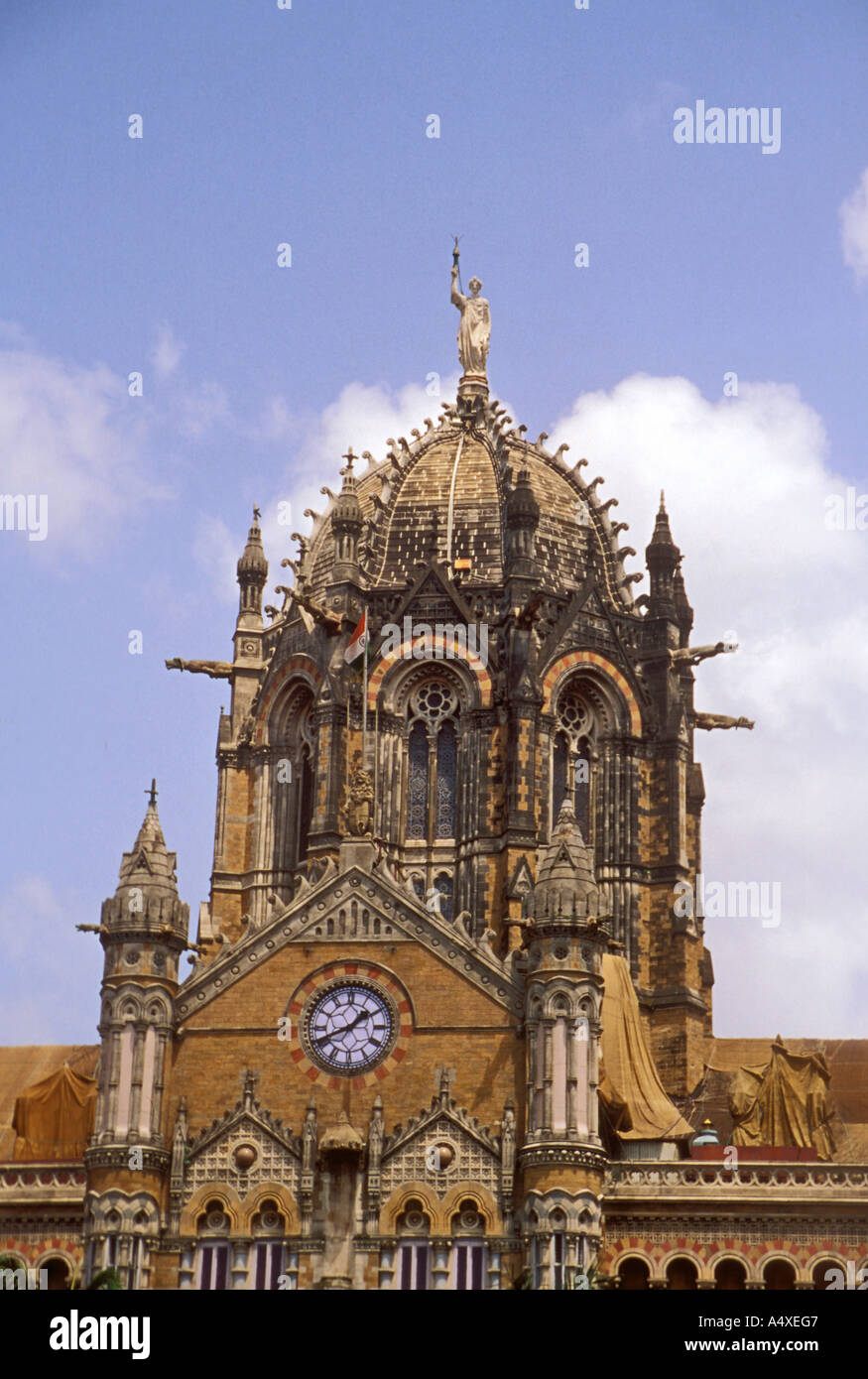 Churchgate station Mumbai Stock Photo - Alamy