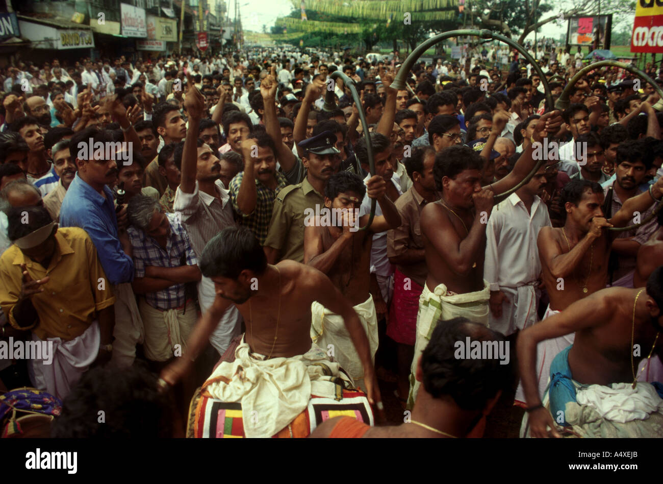 Panchavadyam hi-res stock photography and images - Alamy