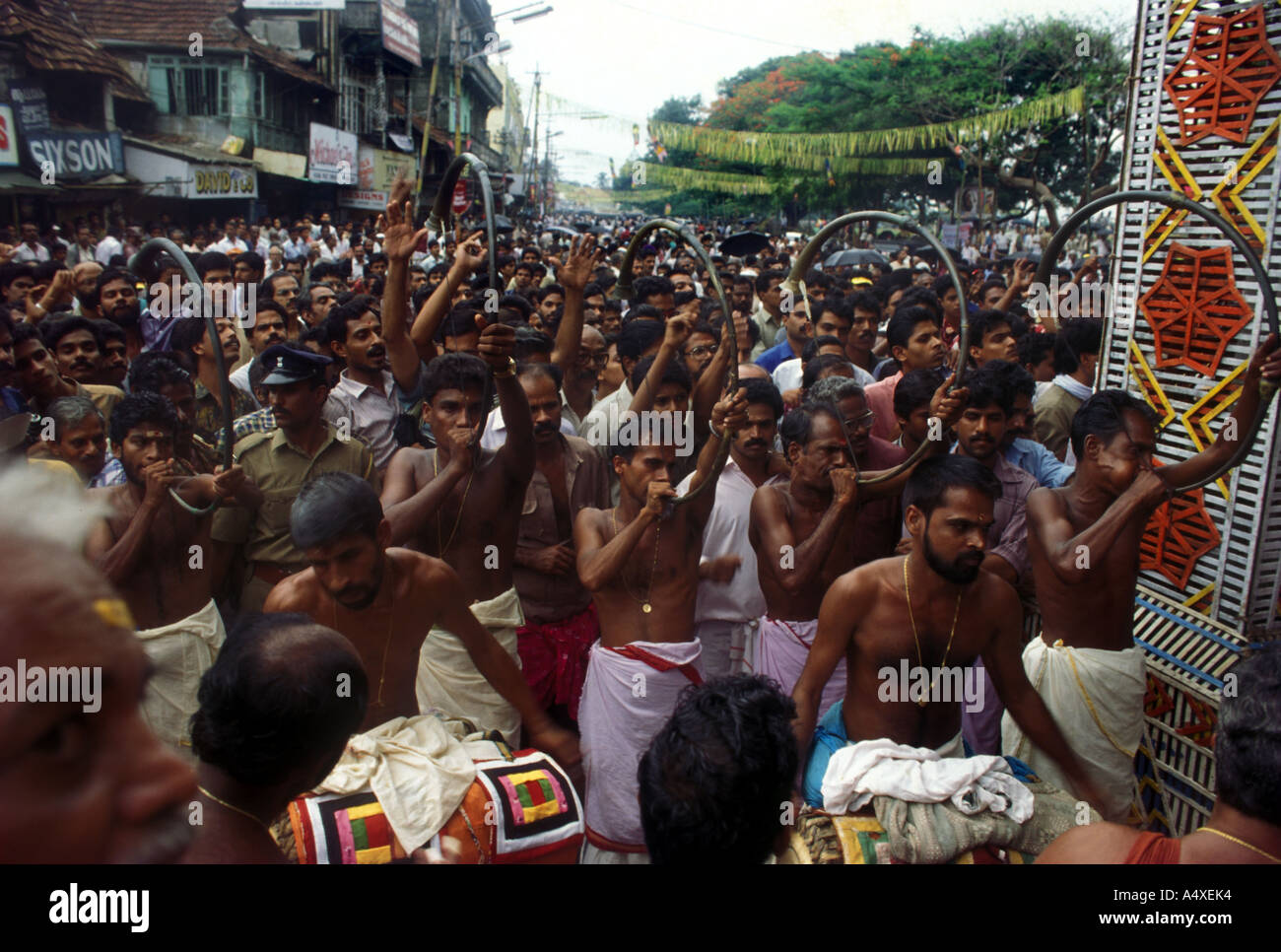 Panchavadyam hi-res stock photography and images - Alamy