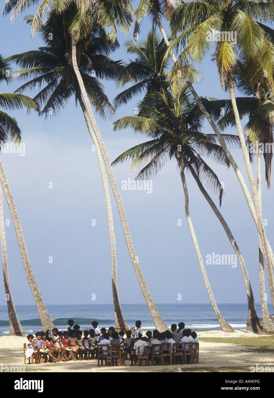 School beach hi-res stock photography and images - Alamy