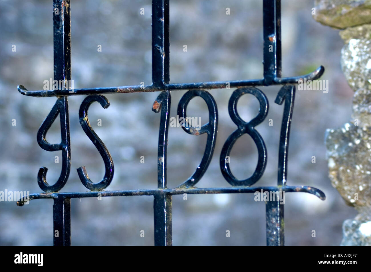 Gate numbers hi-res stock photography and images - Alamy