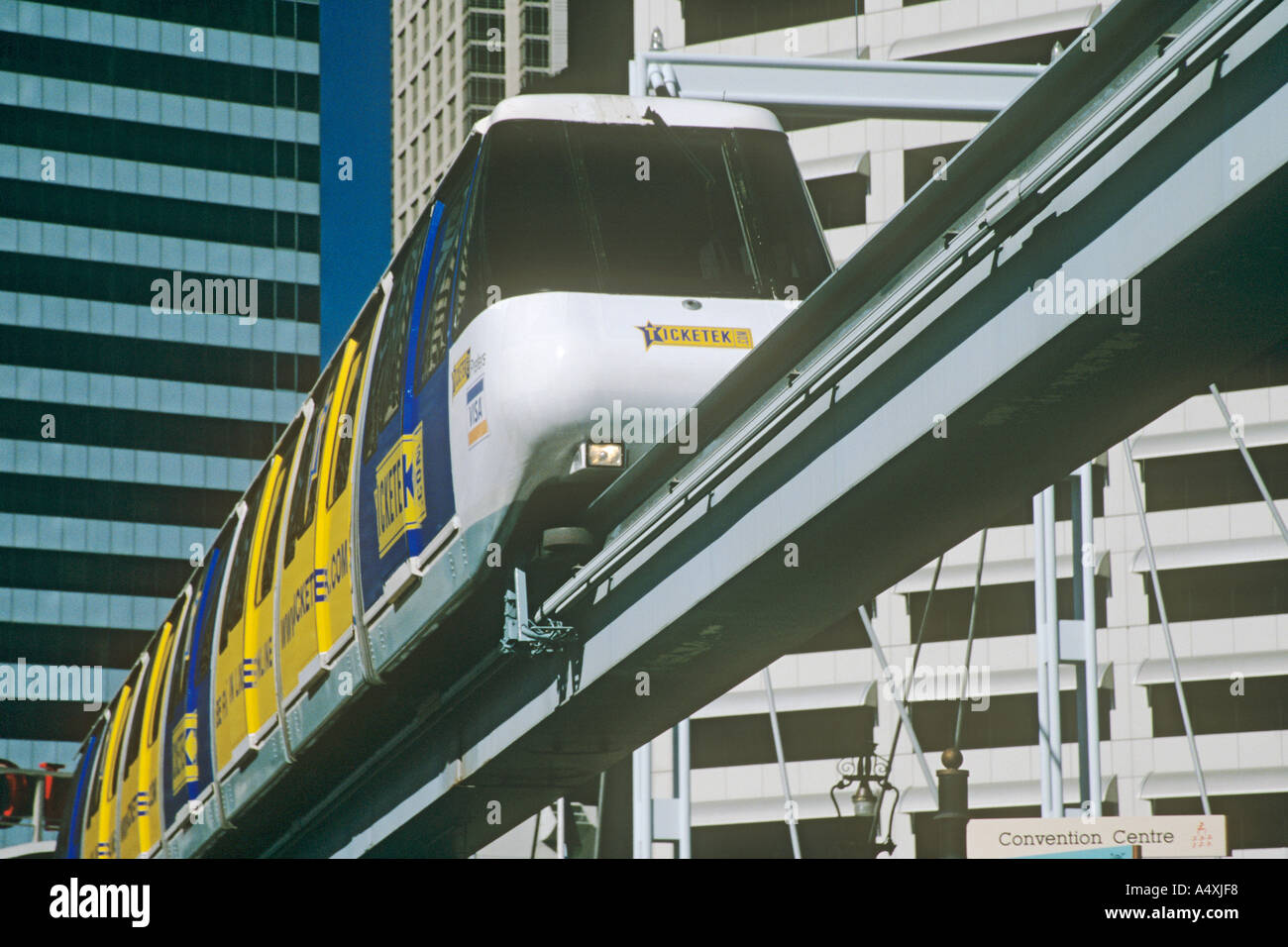 Monorail passing the Convention Centre at Darling Harbour Sydney ...