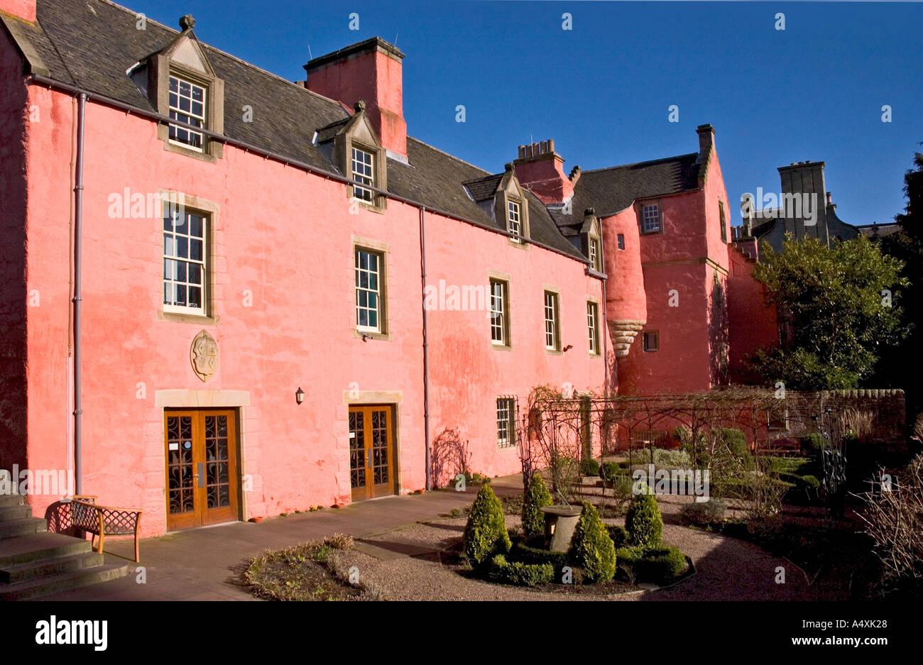 Abbot house dunfermline hi-res stock photography and images - Alamy