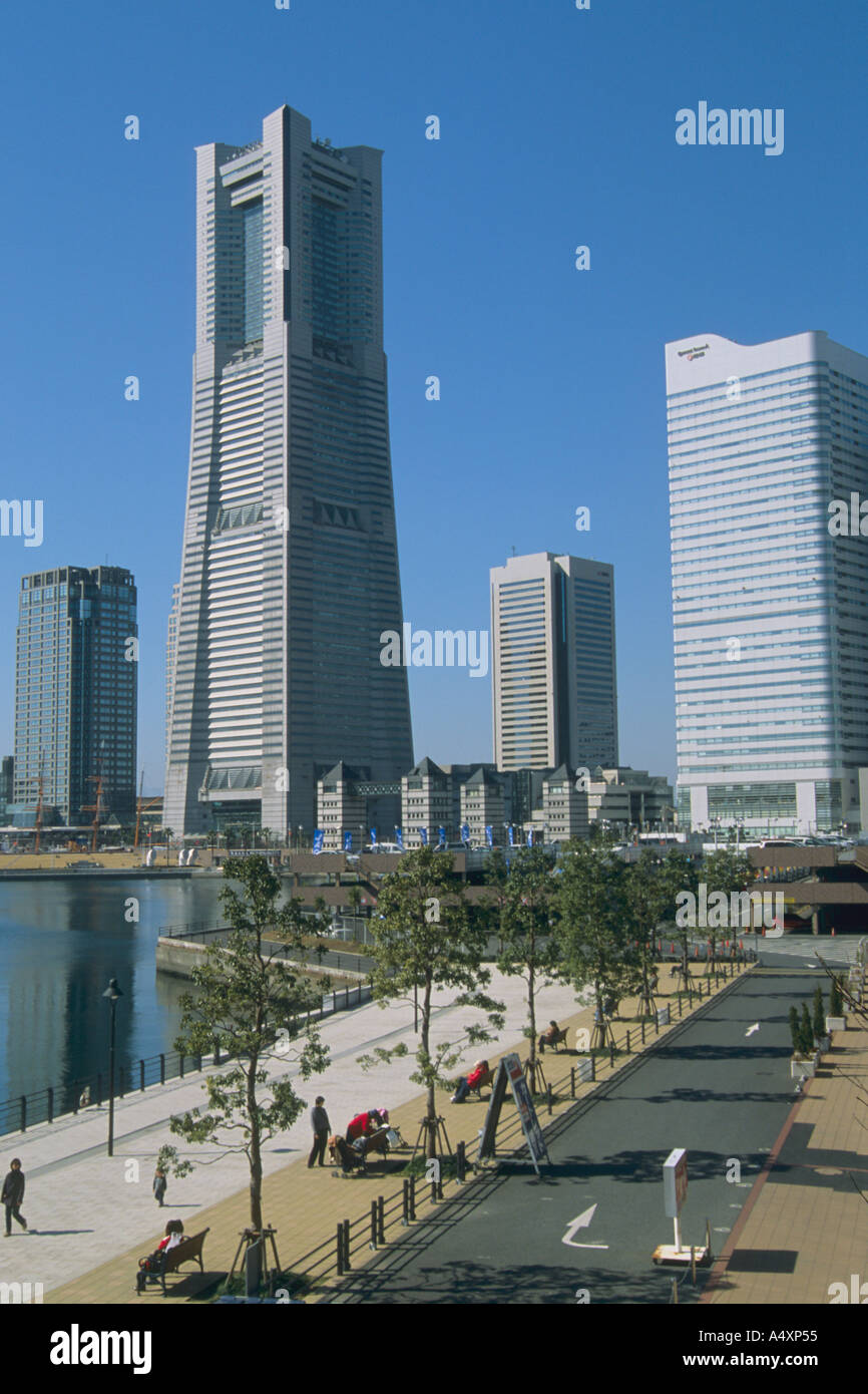 The harbour of yokohama hi-res stock photography and images - Alamy