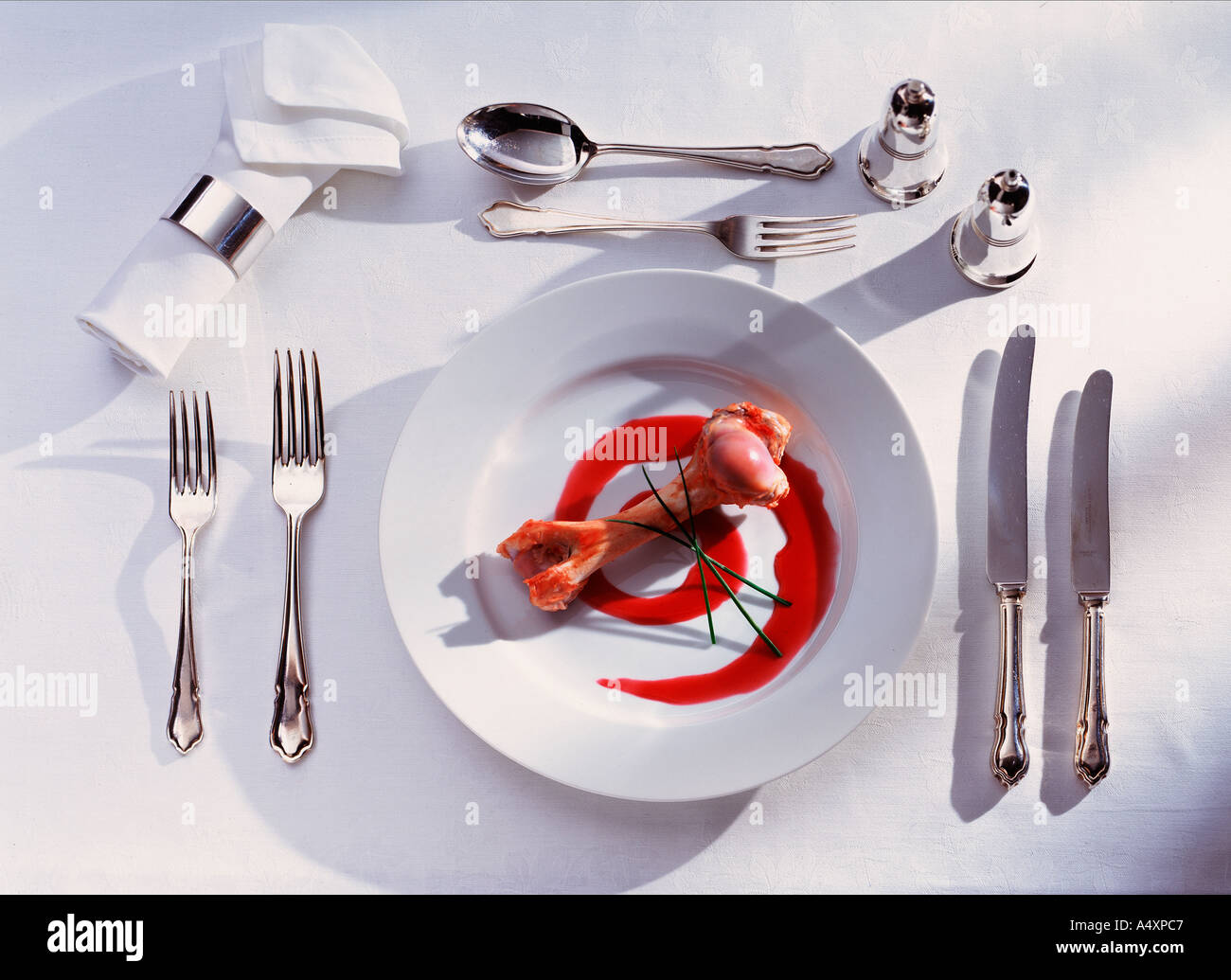 bone table setting Stock Photo - Alamy