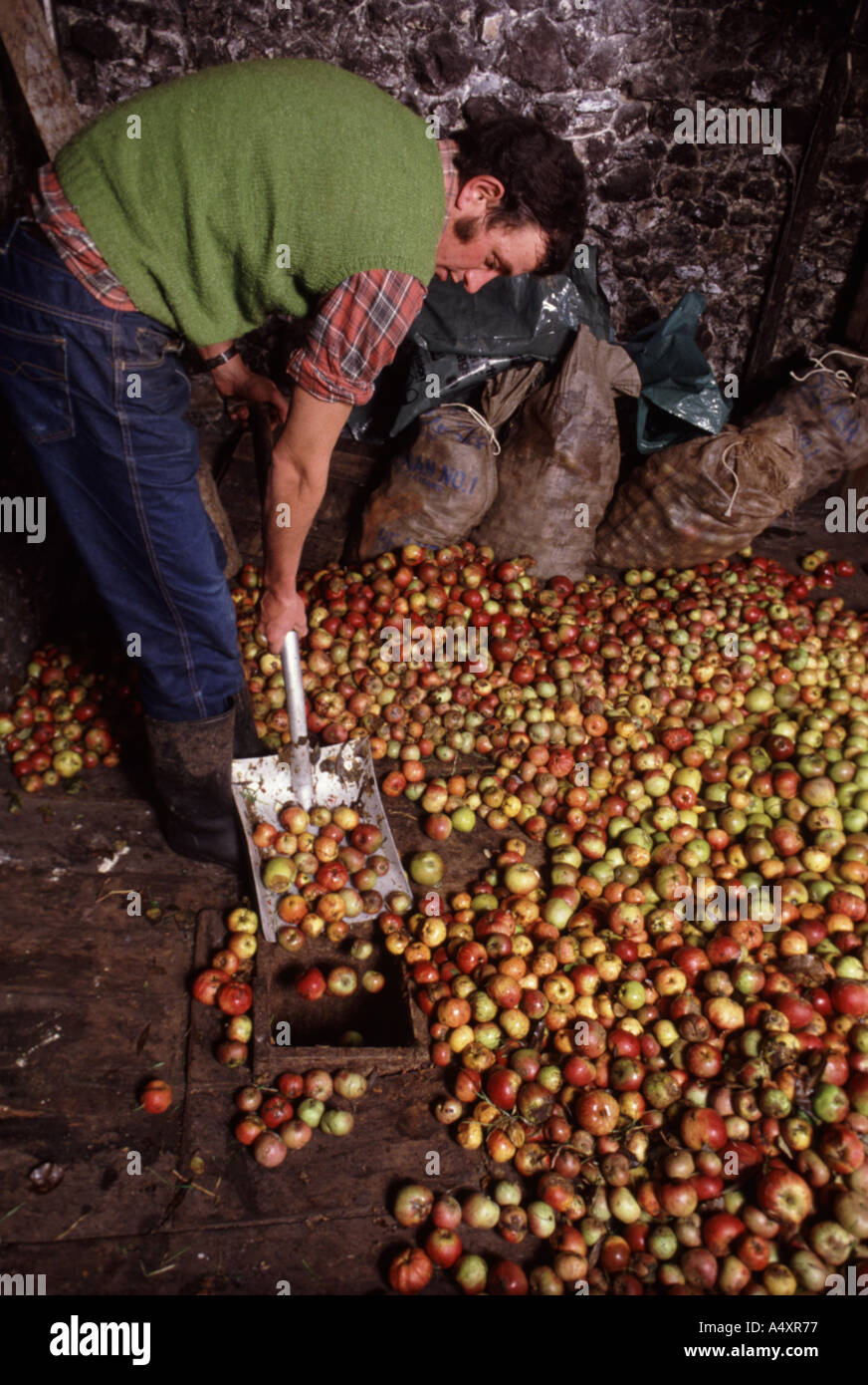Cider farm house hi-res stock photography and images - Alamy