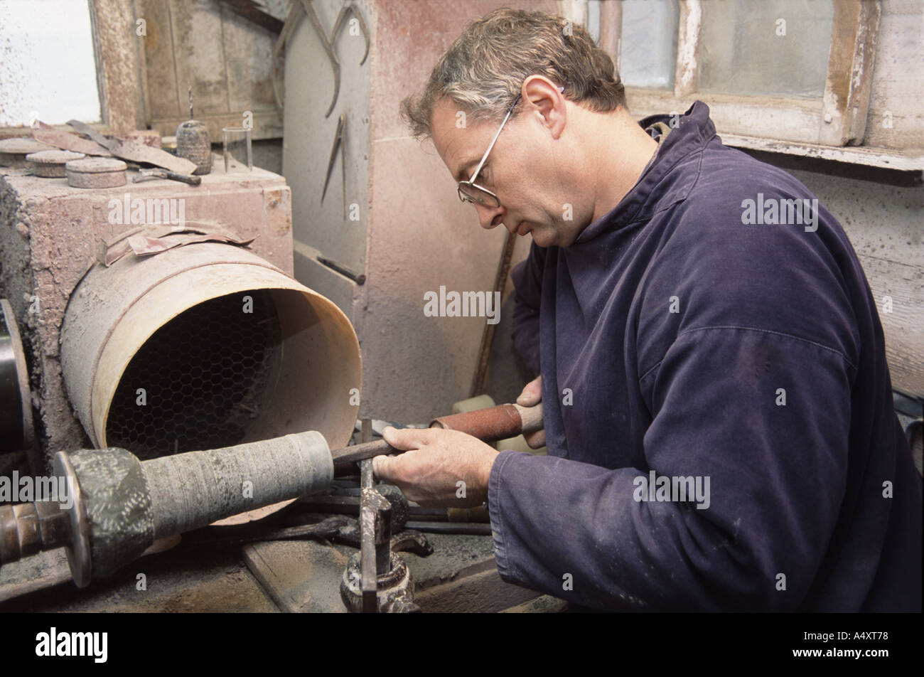 Serpentine stone lizard hi-res stock photography and images - Alamy