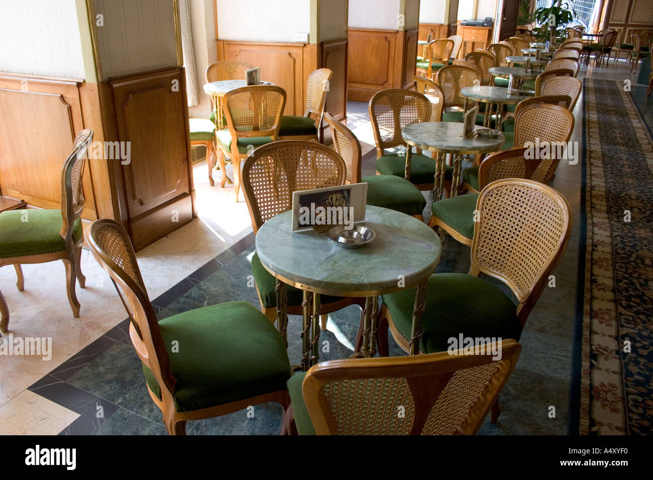 Cafe gerbeaud confectionery hi-res stock photography and images - Alamy