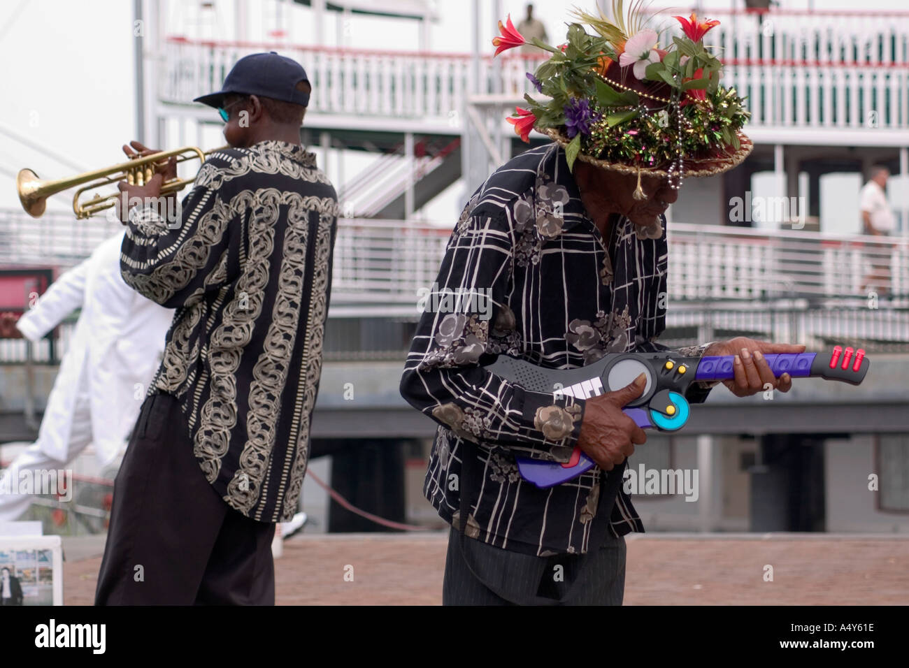 Man playing trumpet outdoors hi-res stock photography and images - Alamy