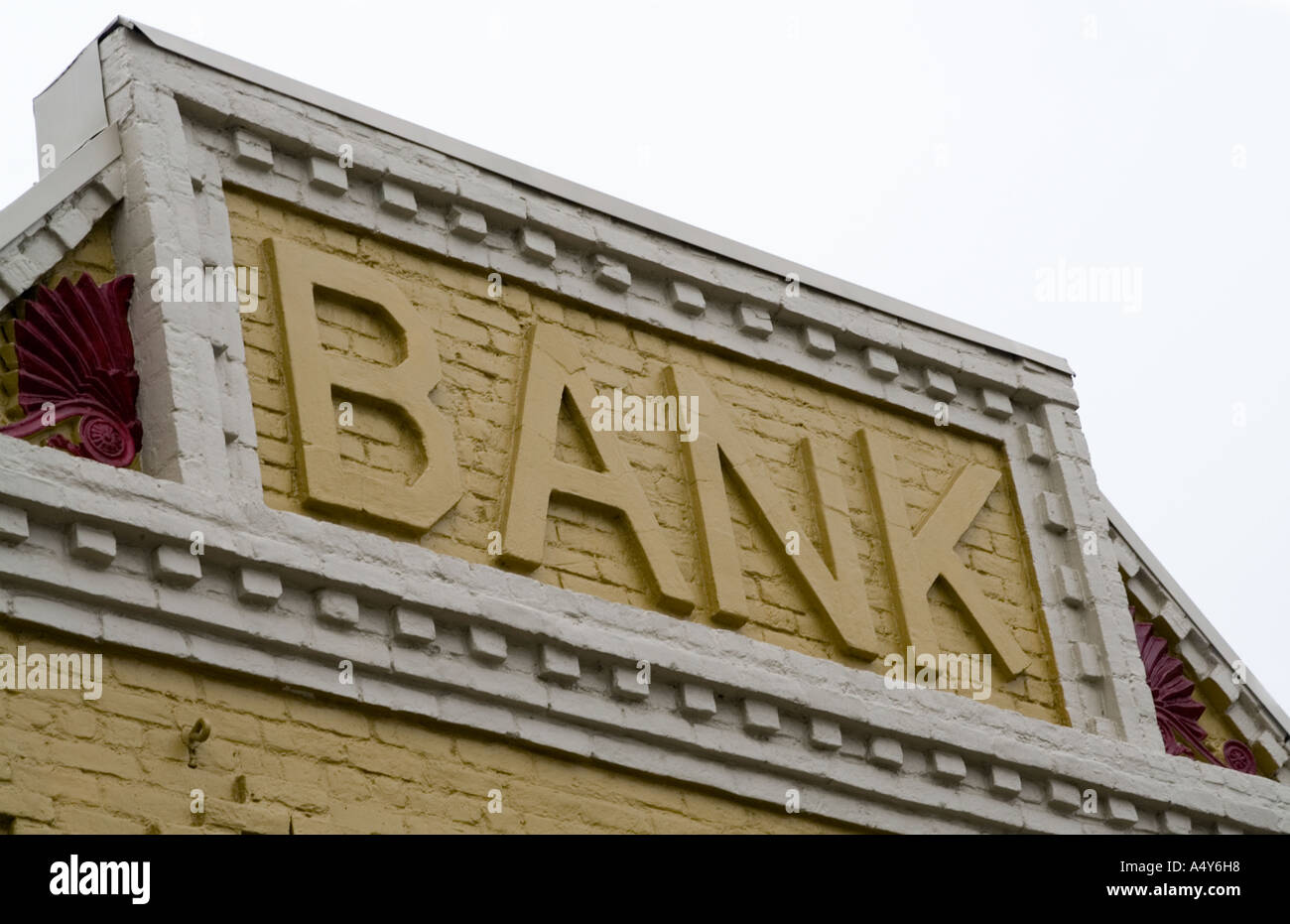 Old Bank building Stock Photo - Alamy