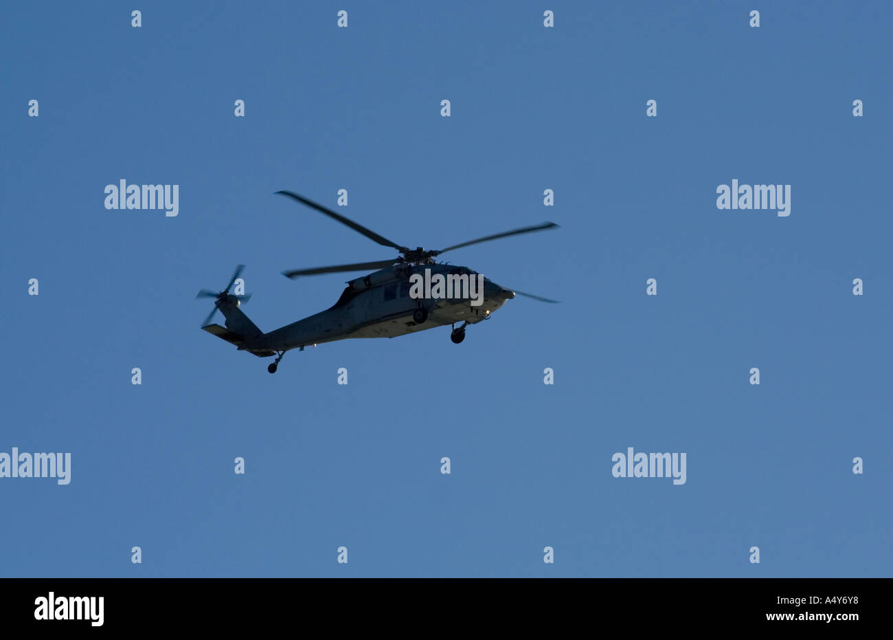 In flight helecopter hi-res stock photography and images - Alamy