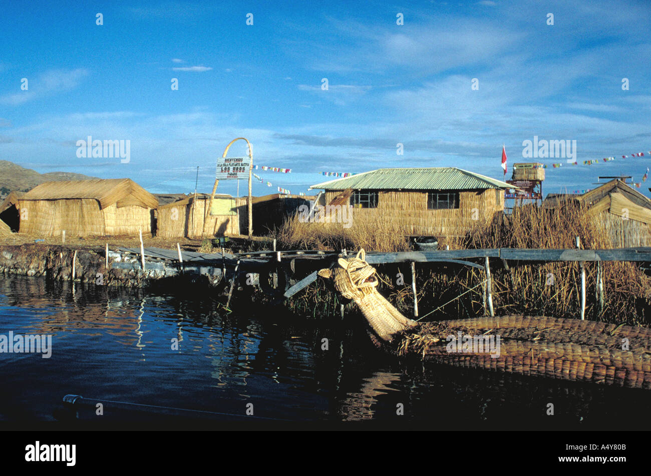 Uros Floating Islands, Lake Titicaca, Peru Stock Photo - Alamy